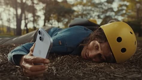 Latest Iphone 15 Ad Promotes The Glass That Apple Calls The Toughest On Any Smartphone Phonearena