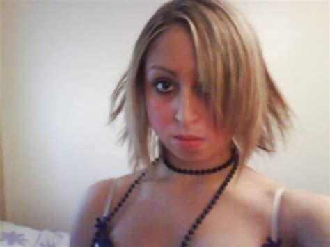 Dublin Girl Shows Us How Her Fake Tan Is Coming Up Porn Pictures Xxx