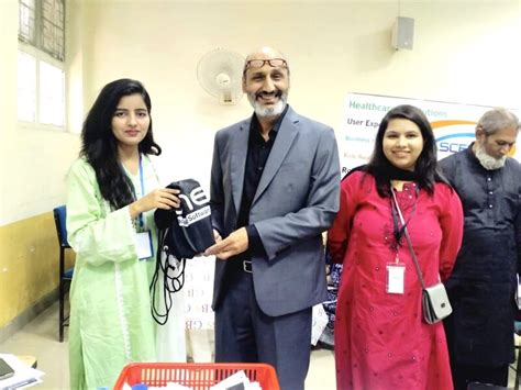 One Machine Software On Linkedin Onemachinesoftware Hiringforlahore