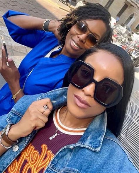 Joselyn Dumas Wore A Sleeveless Dress In Budapest As She Vacations With