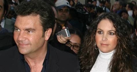 Lucero Respondió A Las Versiones De Que Su Boda Con Mijares Estuvo