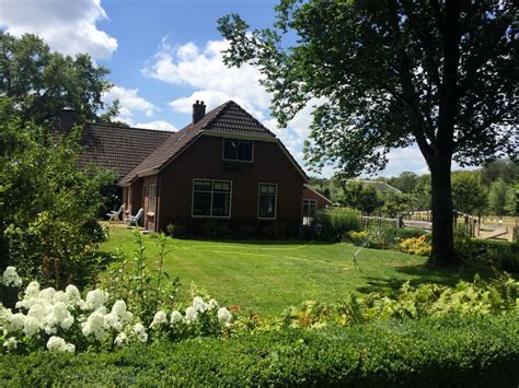 Peones Para Finca Ambos Sexos Jornada Completa