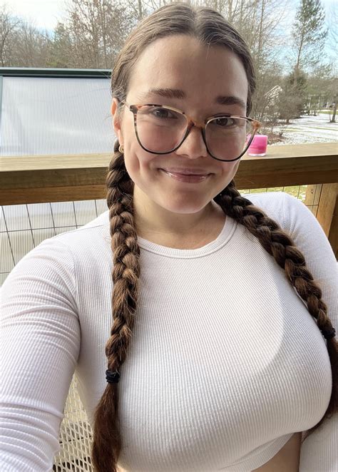 My Glasses Are Pretty Cute Today R Girlswithglasses
