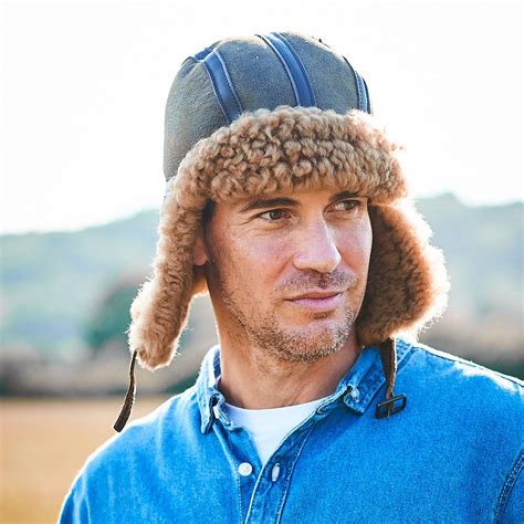 How To Wear A Trapper Hat At Maria Spillman Blog