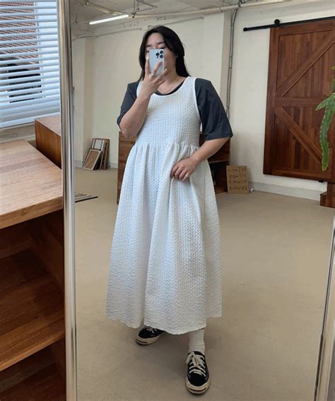 💙여름신상💙 임부복추천 2color 여름 빅사이즈 루즈핏 민소매 엠보 이너 뷔스티에 레이어드 롱 원피스 에이블리