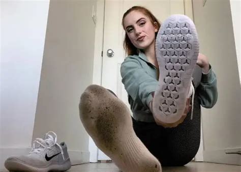 Smelly Sweaty Gym Socks Scrolller