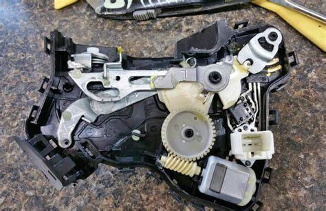 자동차 문 잠김 안열림 도어락 고장 원인과 해결 방법 네이버 블로그