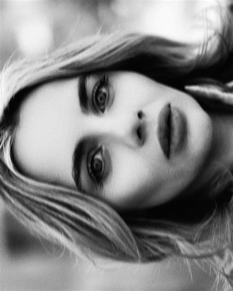 თამია კიდევ ერთი უჩვეულოდ საინტერესო ადამიანი გავიცანი მჯერა რომ შემთხვევითი შეხვედრები არ