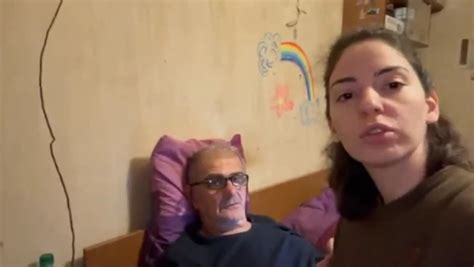 პოსტივი ლაივში ახალა მსჯელობს რატომ არ გამოვდივარ დიმა ჩიქოვანის