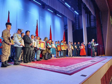 “ЭХ ОРНЫ ЦЭРЭГ 2025” ЯРУУ НАЙРГИЙН НААДАМД УРЬЖ БАЙНА Нэг Зорилго Монгол цэргийн өдөр Зэвсэгт