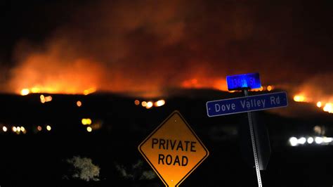 Azs Wildcat Fire Spurs Evacuations From Bartlett Lake Burns 5k Acres