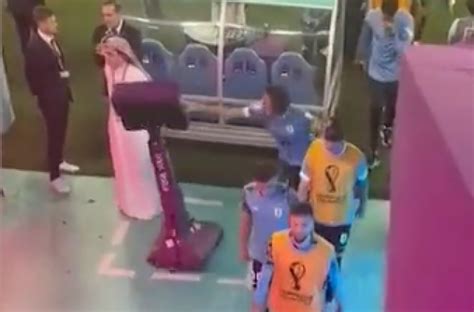 Edinson Cavani Smashes Var Screen After Abusing Referee As Uruguay Out