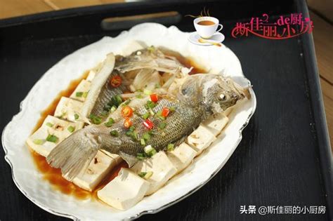 魚和豆腐是絕配它倆一起蒸實在太鮮了8分鐘出鍋每次1盤不夠吃 每日頭條
