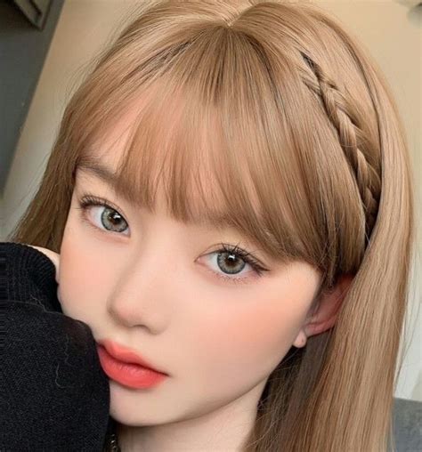 Pin On صور بنات كوريه Medium Long Haircuts Long Hair Cuts Hair