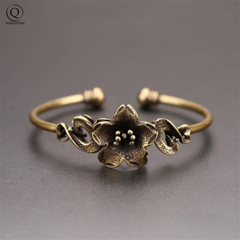Retro Brass Flower Pattern Princess Bangle Classic Vicedeal