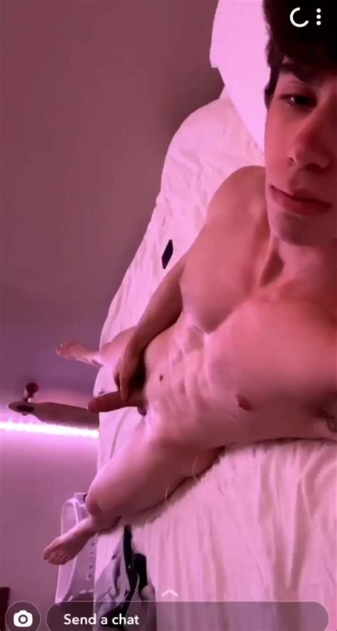 Big Dick Different Guys Showing Dick