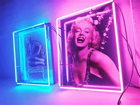 슝슝네온 네온액자 아트네온 네온간판 네온사인 Size 16 X 20 Inch 핑크and블루