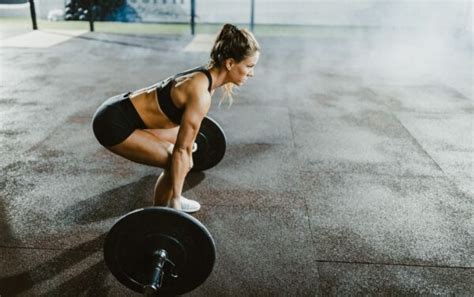 Whats A Good Deadlift Weight Average Deadlift By Age Sex Level