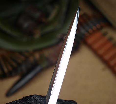 84式侦察兵匕首 知乎