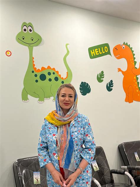 دکتر مریم ابراهیم پور بهترین فوق تخصص نوزادان و اطفال در کرمان