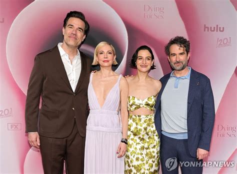 배우 미셸 윌리엄스 막내 아이 대리모 통해 출산 깜짝 고백