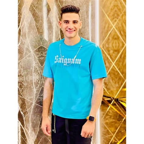 𝑯𝑬𝑺𝑯𝑨𝑴 Hesham Mohamed7000 • Threads Say More