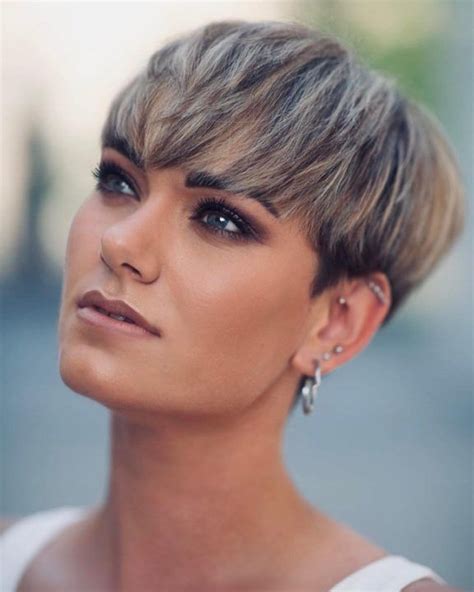 15 Classy Pixie Haircuts For Women Over 50 Kurzhaarschnitte Frisuren