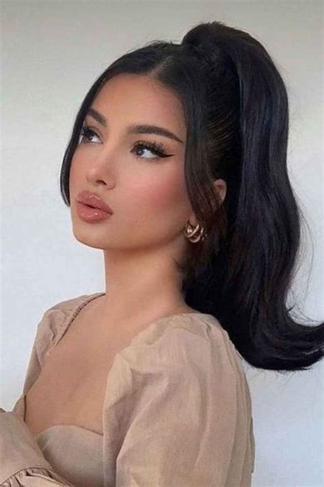 Bold High Ponytail Hairstyle For Women High Ponytail Hairstyles