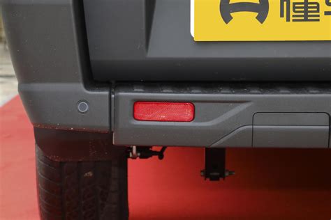 全顺 2024款 V363 23t柴油自动中轴中顶9座图片福特3351张图片汽车外观图库懂车帝