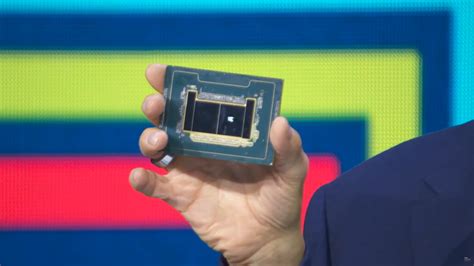 Intel Unveils Core Sierra Forest Xeon Cpu Th Gen Emerald Rapids Launching In December