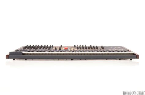 Matrixsynth Waldorf Q 61 Key 32 Voice Virtual Analog Synthesizer