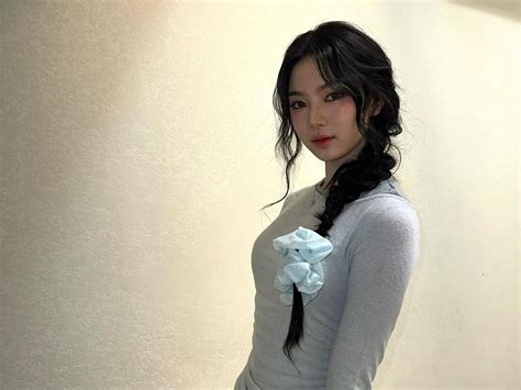 인스타 개설 했다는 스테이씨 아이사 촬스의 이슈와 유머