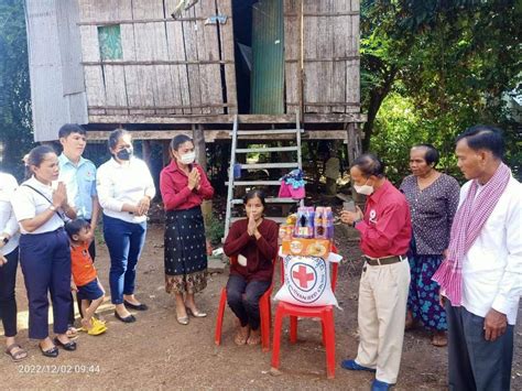 ទីណាមានជនរងគ្រោះទីនោះមានបេសកកម្មកាកបាទក្រហមកម្ពុជា សារព័ត៌មាន នគរវត្ត