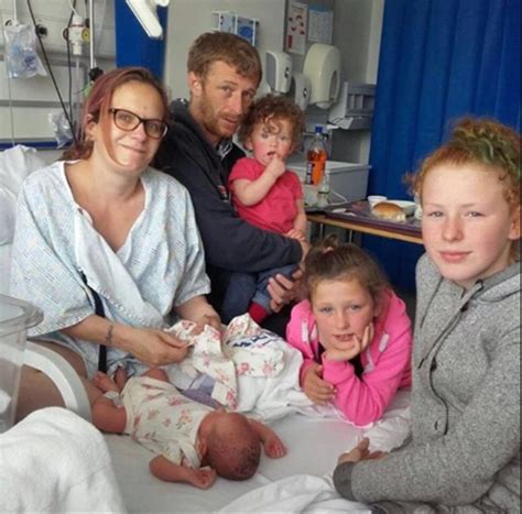 The Western Orbit Mum Feared She Had A Burst Appendix But Minutes