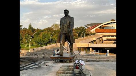 ՈՒՂԻՂ Կարեն Դեմիրճյանի արձանի բացումը Youtube