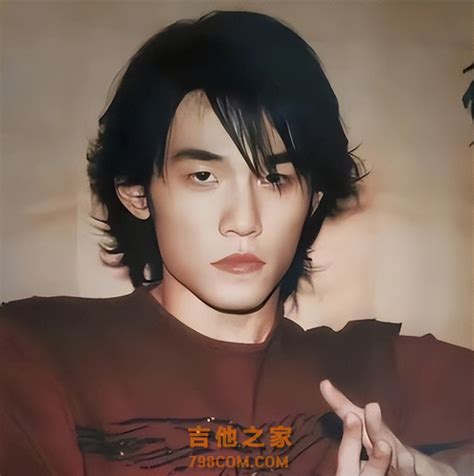 网友票选出华语音乐地位最高的三位歌手，周杰伦第一，有疑问么？ 吉他歌手 吉他之家