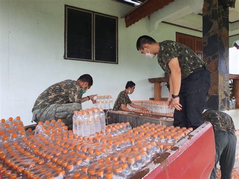 เครือซีพีห่วงใยสถานการณ์ไฟป่าภาคเหนือ ส่งมอบน้ำดื่ม สนับสนุนภารกิจแก้ไขปัญหาหมอกควันและไฟป่า อ