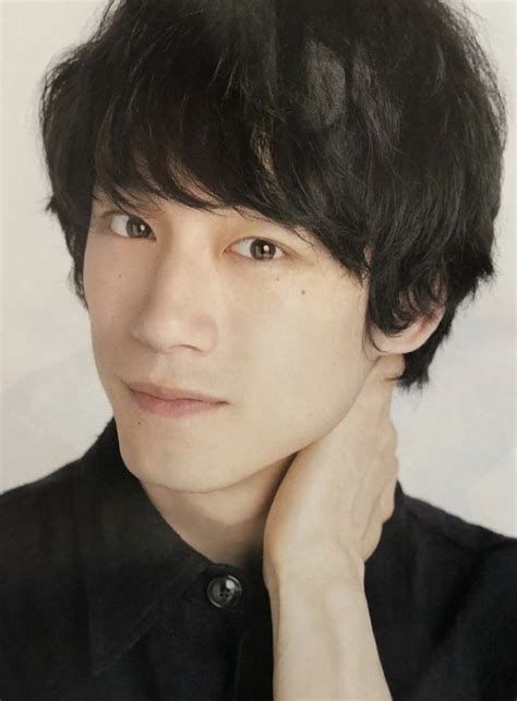 Pin De Nyansu En Love坂口健太郎 Personajes De Fantasía Personajes Kenta