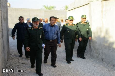 تصاویر دیدار سردار اسدی با خانواده شهید باصولی در بوشهر