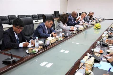 រូបភាពសកម្មភាព ឯកឧត្ដម ប្រាជ្ញ ចន្ទ ប្រធាន គ ជ ប ទទួលជួបពិភាក្សាការងារ