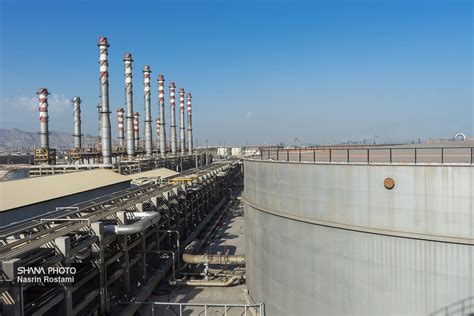 ستاره خلیج‌فارس نشان عالی روابط عمومی را از معاون رئیس‌جمهوری دریافت