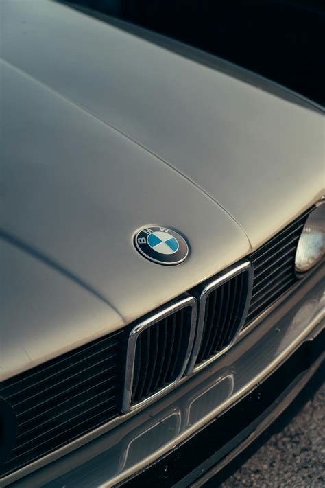 Bmw 강철 고급 승용차 교통 그릴 독일 공학 디자인 디테일 럭셔리 메탈릭 명성 문화 유산 반사 복고풍 스타일 브랜딩 빈티지 빈티지 아이콘