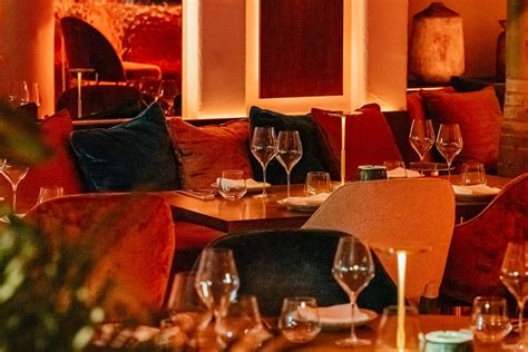 Nao Saint Tropez • Festive Japanese Restaurant