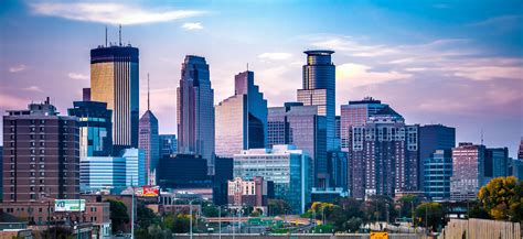 6 Reasons Everyone Is Moving To Minneapolis Infographic Lawnstarter