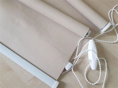 Тканинні ролети рулонні штори бежеві — ціна 160 грн у каталозі Ролети Купити товари для дому