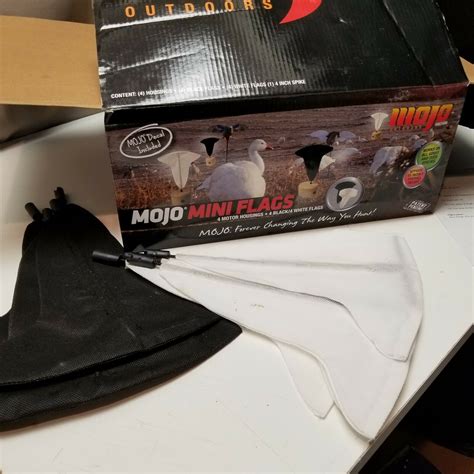 Mojo Mini Flags Canada And Snow Goose Flag Decoys 4 Pack Values Mavin