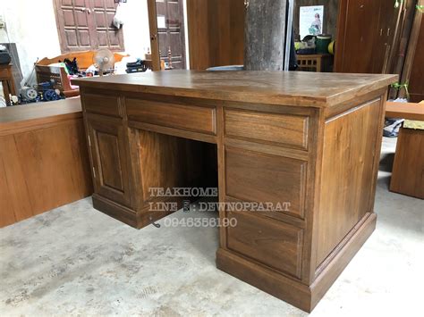 หน้าหลัก ผลิตภัณฑ์ โต๊ะทำงาน โต๊ะทำงานไม้สัก