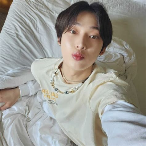 Sunoo ~ Weverse в 2025 г Знаменитости Кей поп Красивые мужчины
