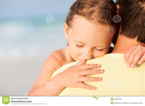 Vader En Dochter Stock Afbeelding Image Of Familie Zonlicht 33682463