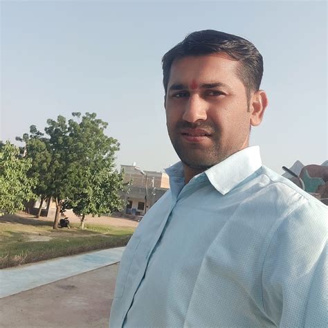 Radhe राधे Radheshyam